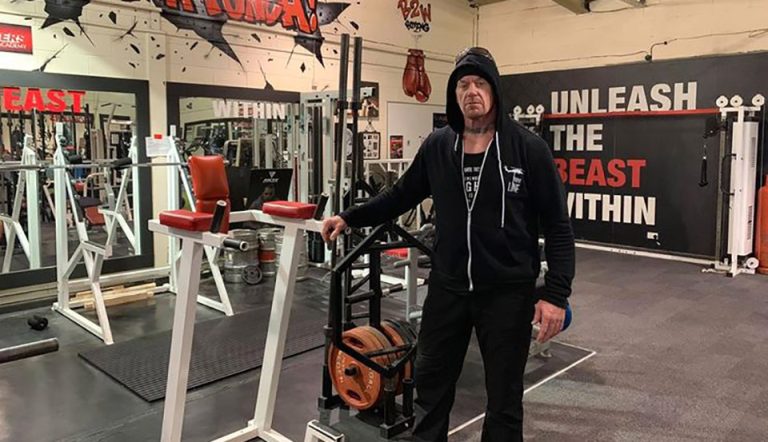 How The Undertaker Built His Best Physique • Russ Howe PTI